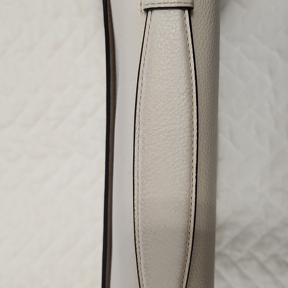 Coach | Bags | Auth Coach Cassie Bag Purse In Chalk Leather Top Handle ...